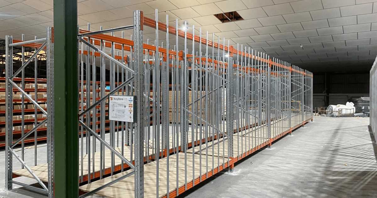 Soluciones de almacenaje a medida para empresa de la industria del ...